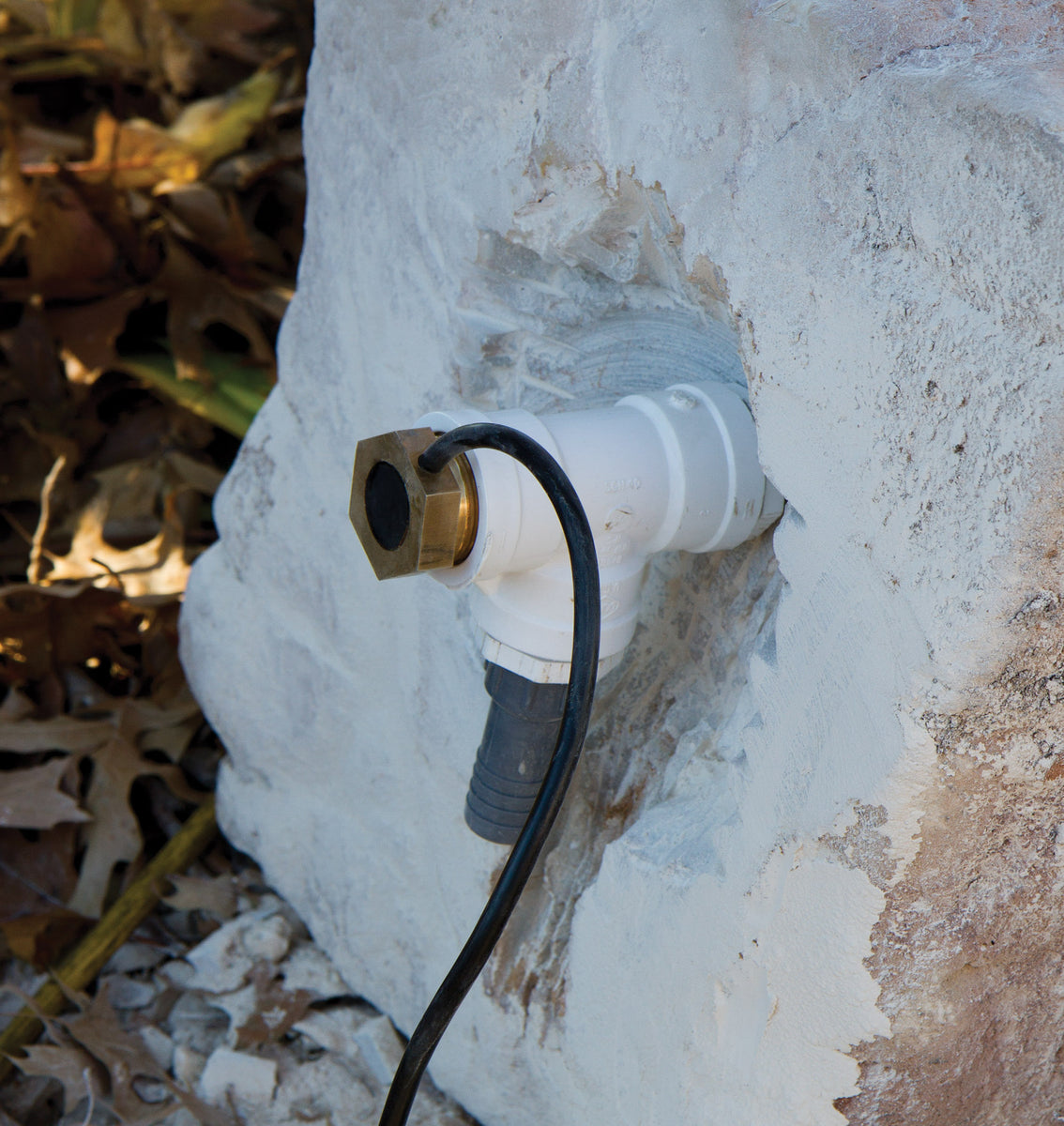 Atlantic Hardscape Warm White Wall Spout Light – Total Aquatics Inc.